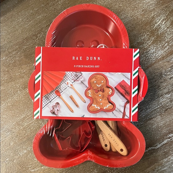 Rae Dunn | Kitchen | Rae Dunn 6piece Gingerbread Baking Set | Poshmark